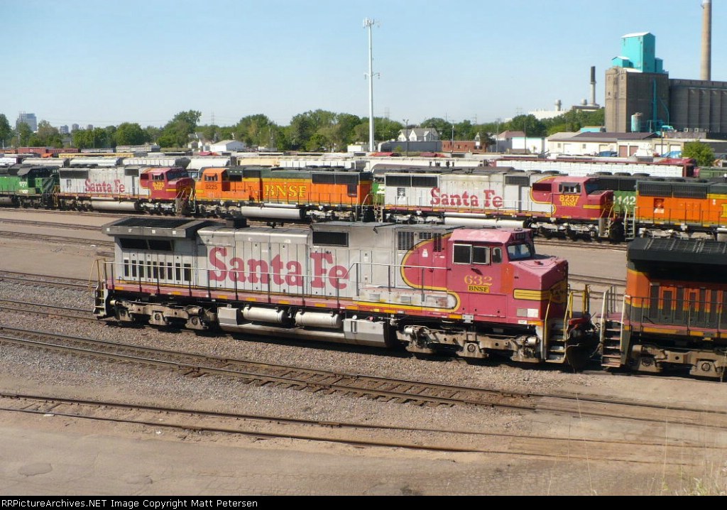 BNSF 632